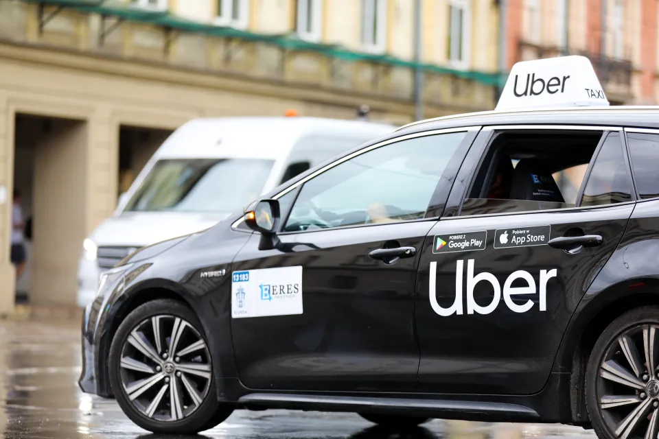 Uber Business Model: How Uber Makes Money? - NewswireJet